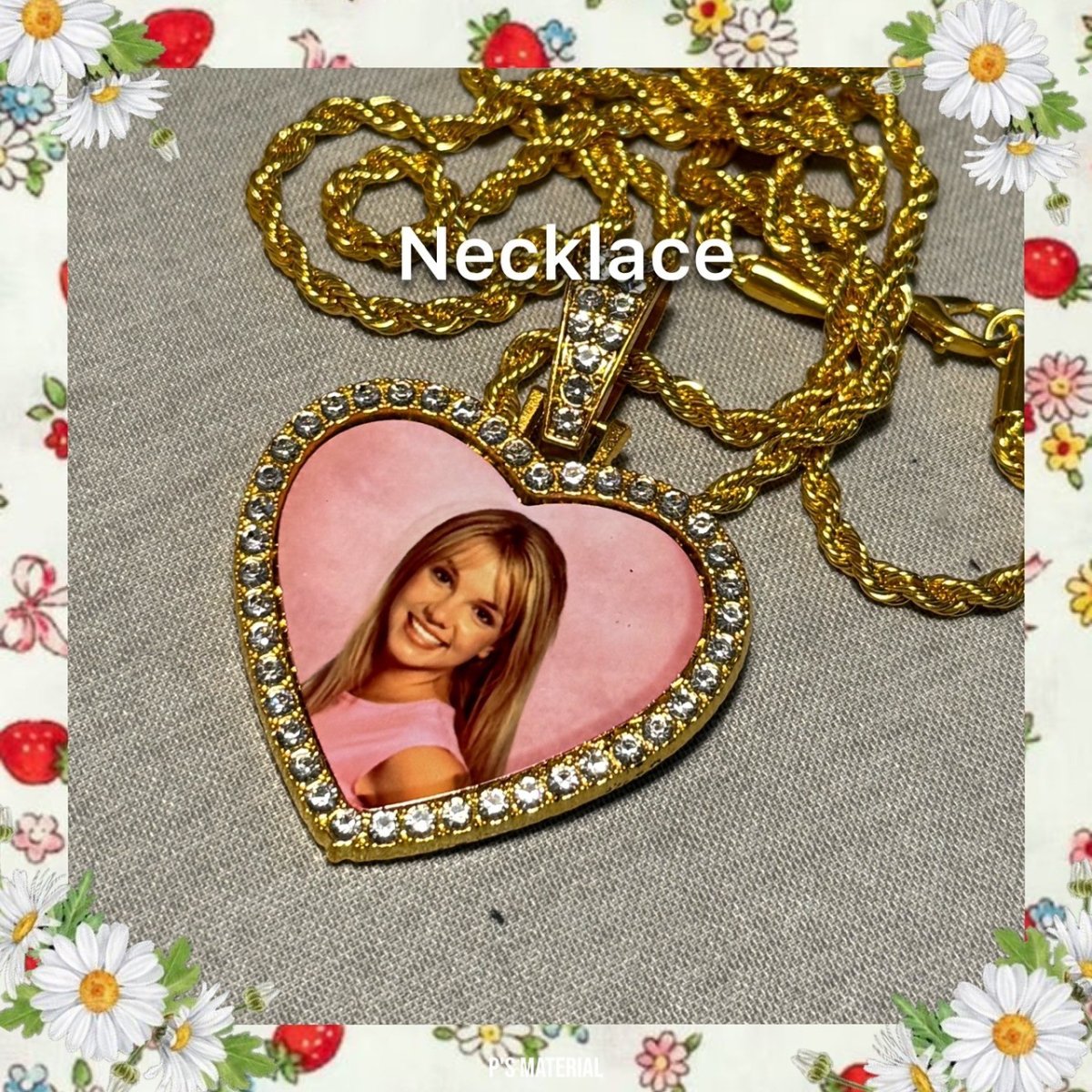MEME NECKLACE