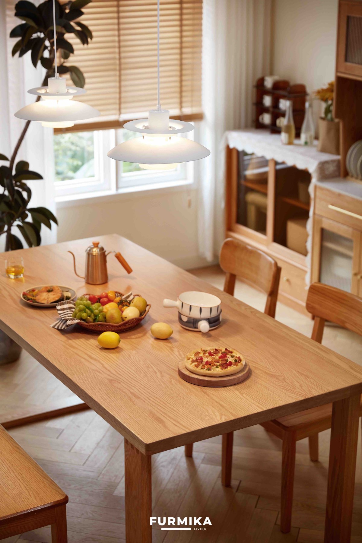 Nest Oak Dining Table (Natural)