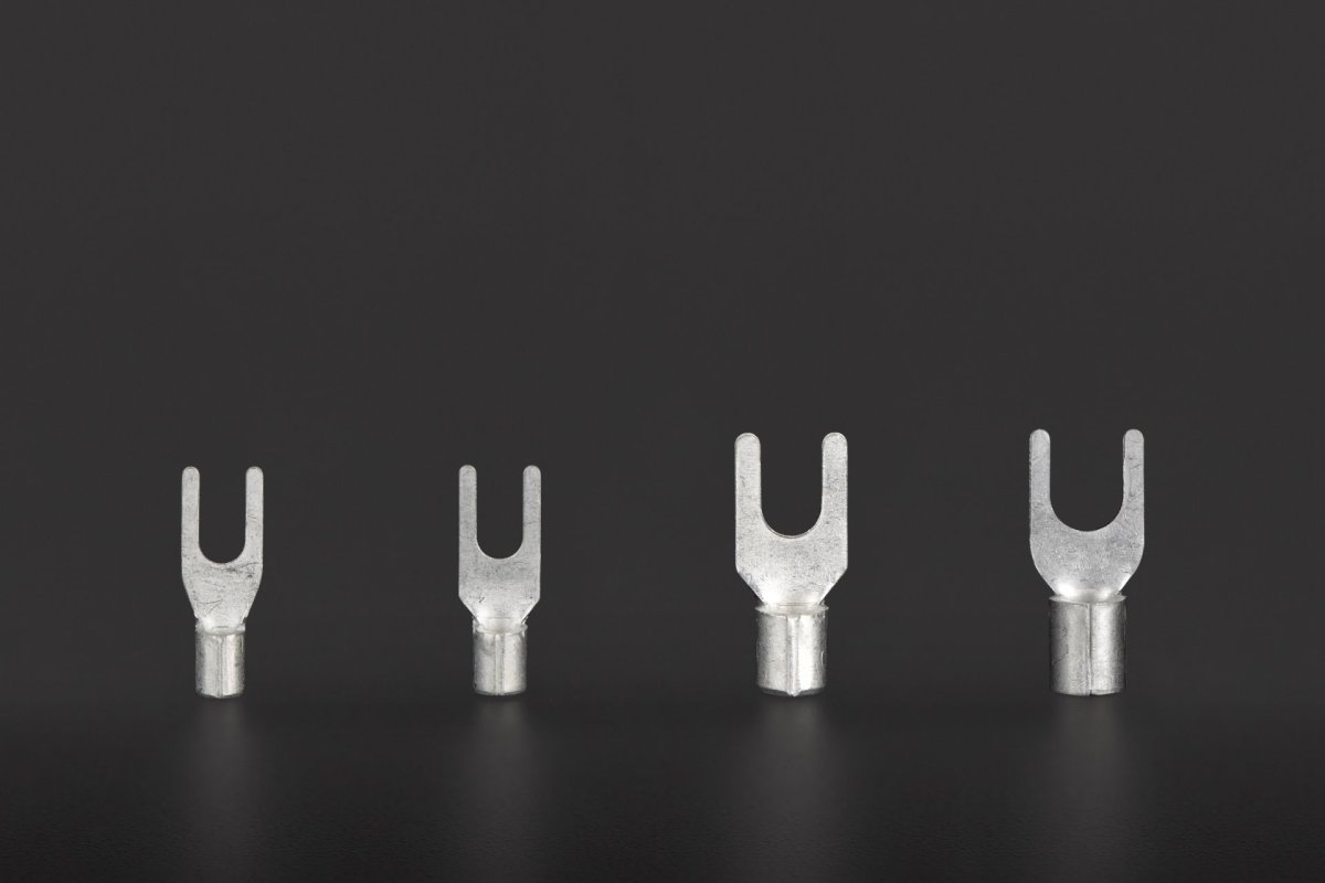 T.LUG Y Type หางปลาแฉกเปลือย SPADE TERMINAL