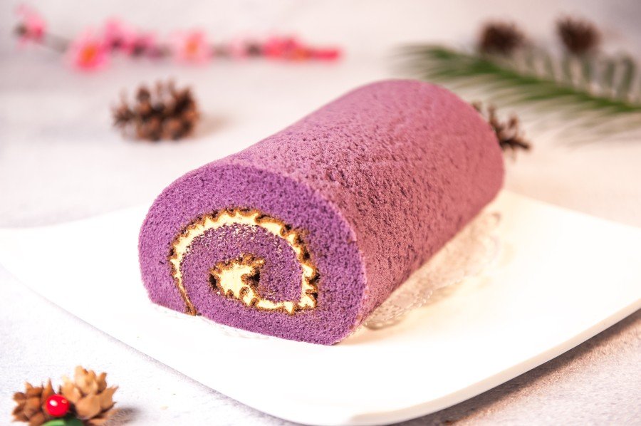 Talas Roll Cake by Eaton Indonesia