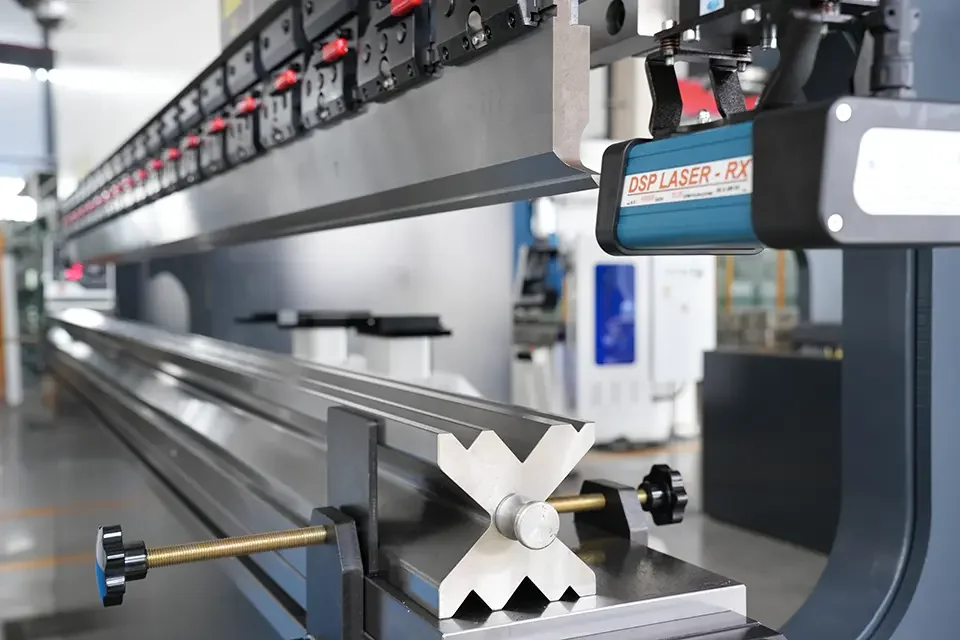 Press Brake Bending: Dasar-dasar & Tips