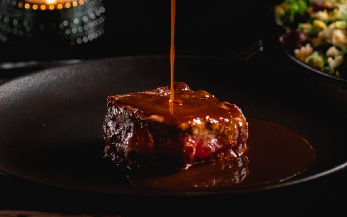 Gravy: History and Cultural Significance I Rimping