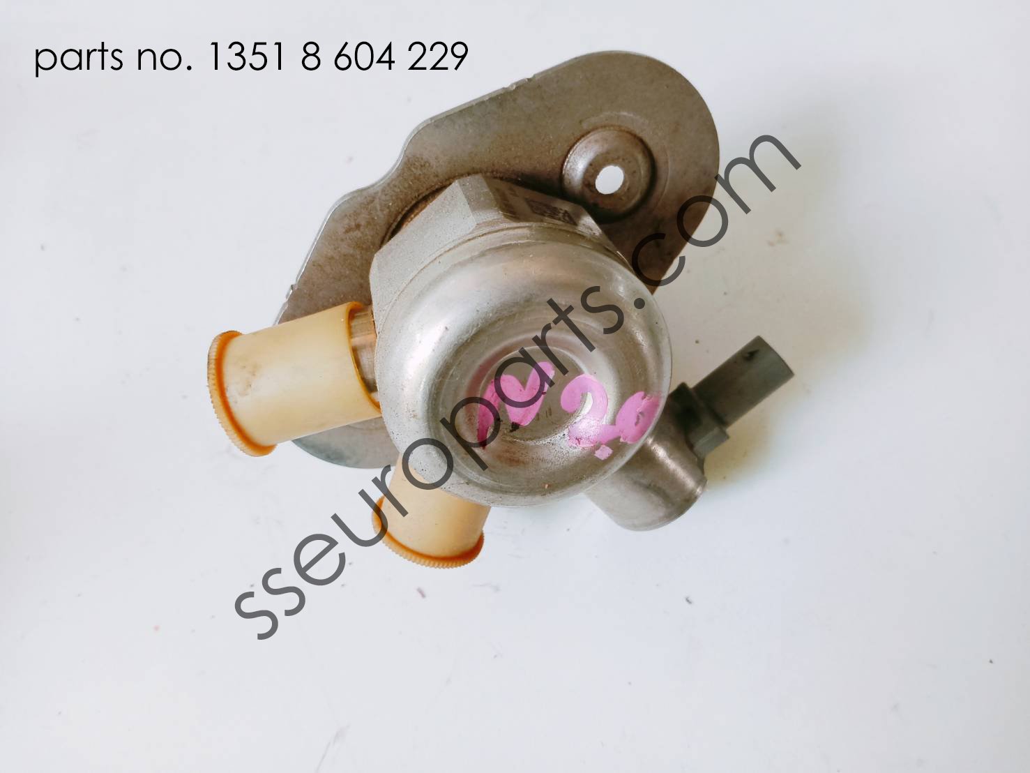 ปั๊มแรงดันสูง 13518604229 8604229 (Old) - sseuroparts