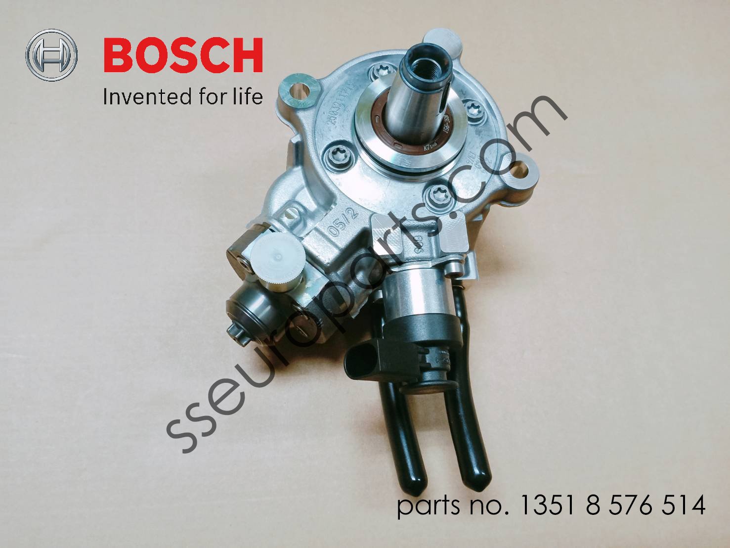 Exch high-pressure pump Part number: 13518576514 8576514 , 13518577649 ...
