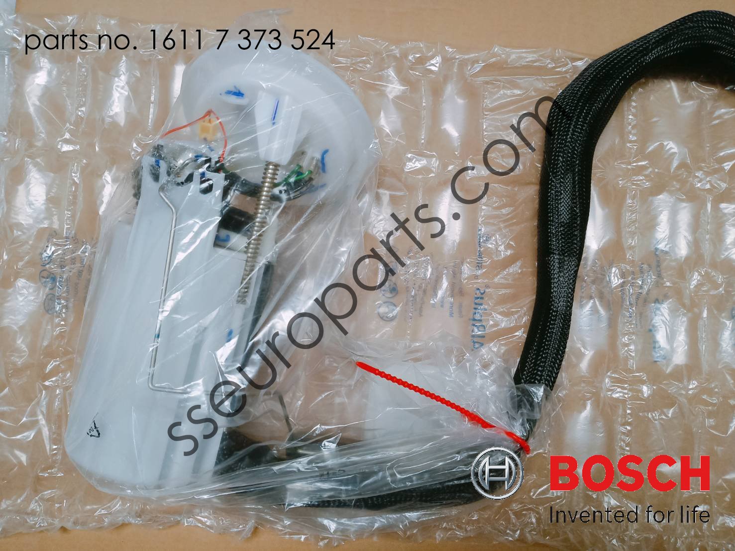 Delivery unit with in-tank pump, right Part number: 16117373524 7373524 ...