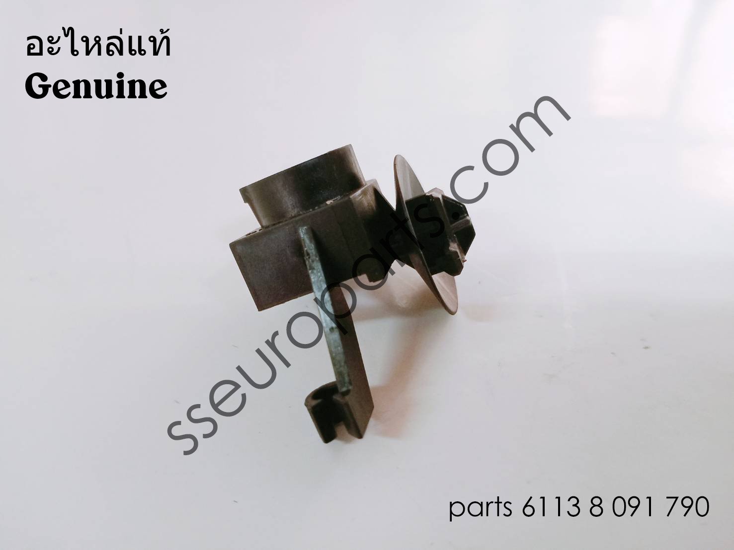 ตัวยึดเซ็นเซอร์อุณหภูมิ หมายเลขชิ้นส่วน: 61138091790 8091790 - sseuroparts