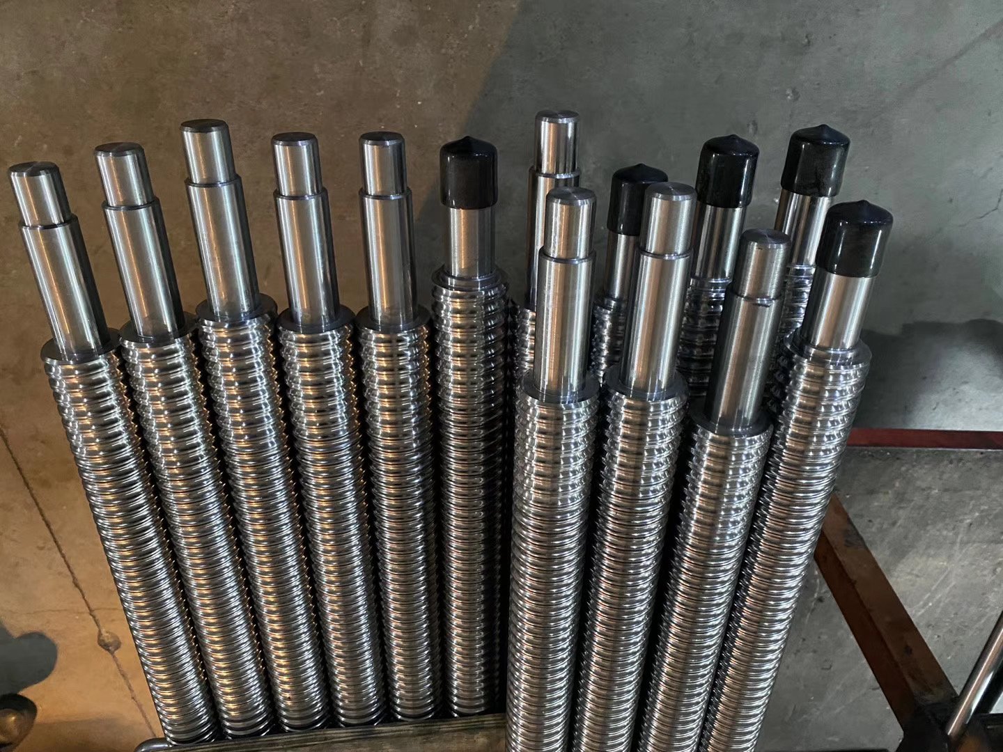 SUJ2 เพลาเจียรผิว ชุบแข็ง ฮาร์ดโครม คุณภาพดี - ROCKWELL PRECISION - rockwell-precision