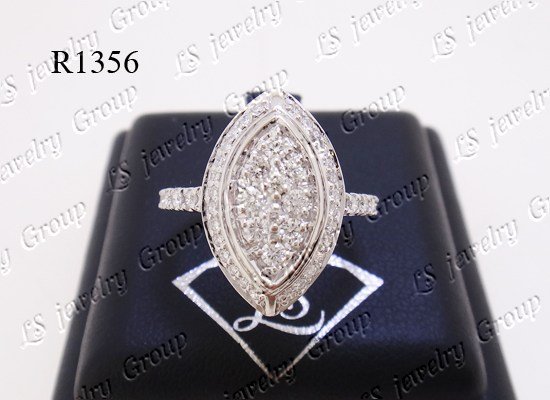 Diamond Ring - lsjewelrygroup