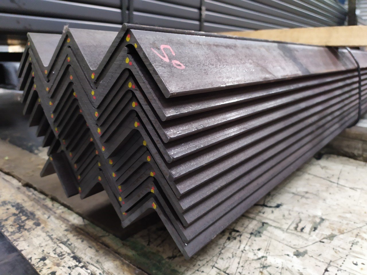 ฉากเหล็ก (Angle Bar) - wanawatstainless