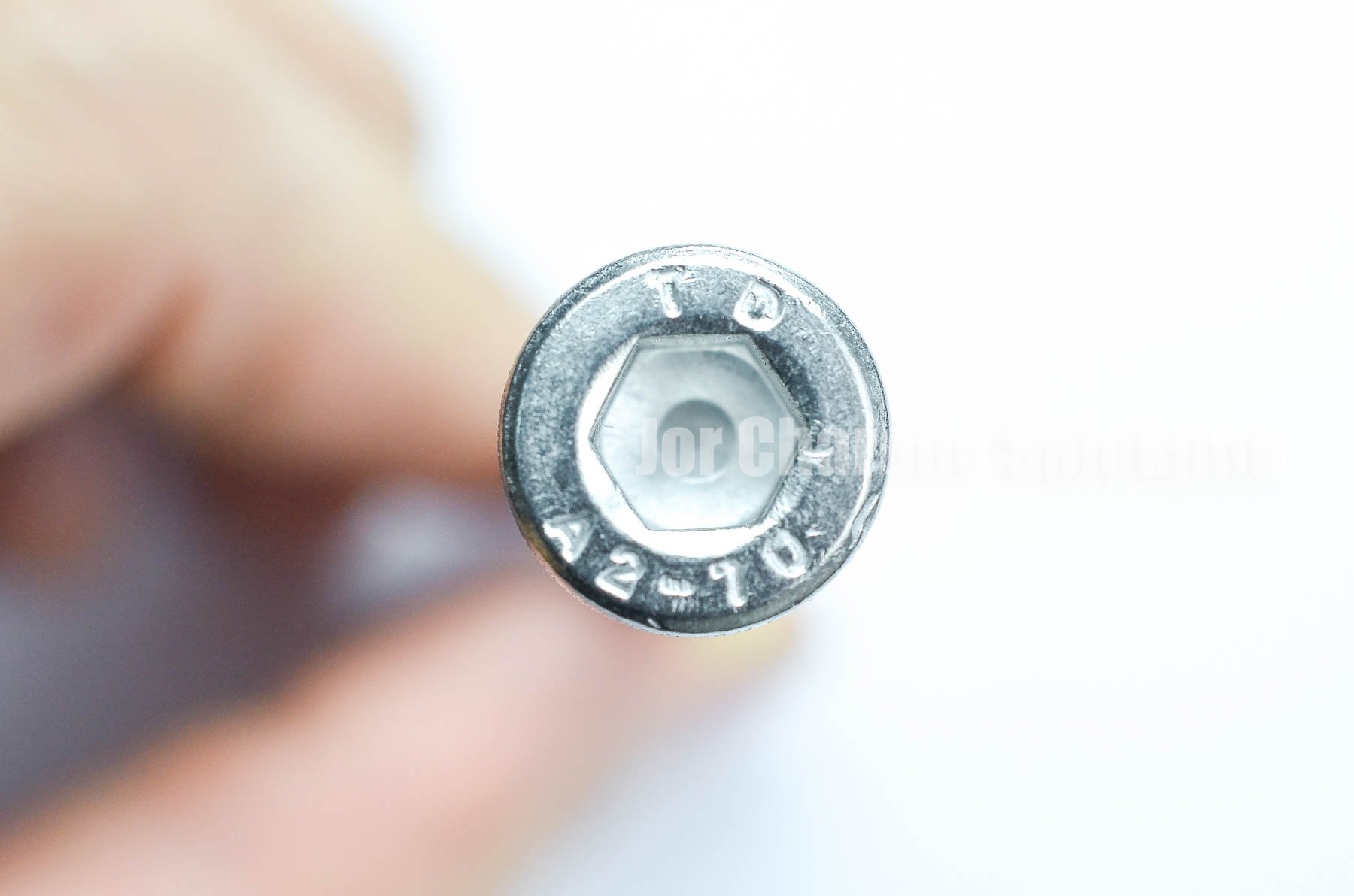 A2-70 ที่เราเห็นอยู่บนหัวน็อตนั้นคืออะไร ?? - jspstore