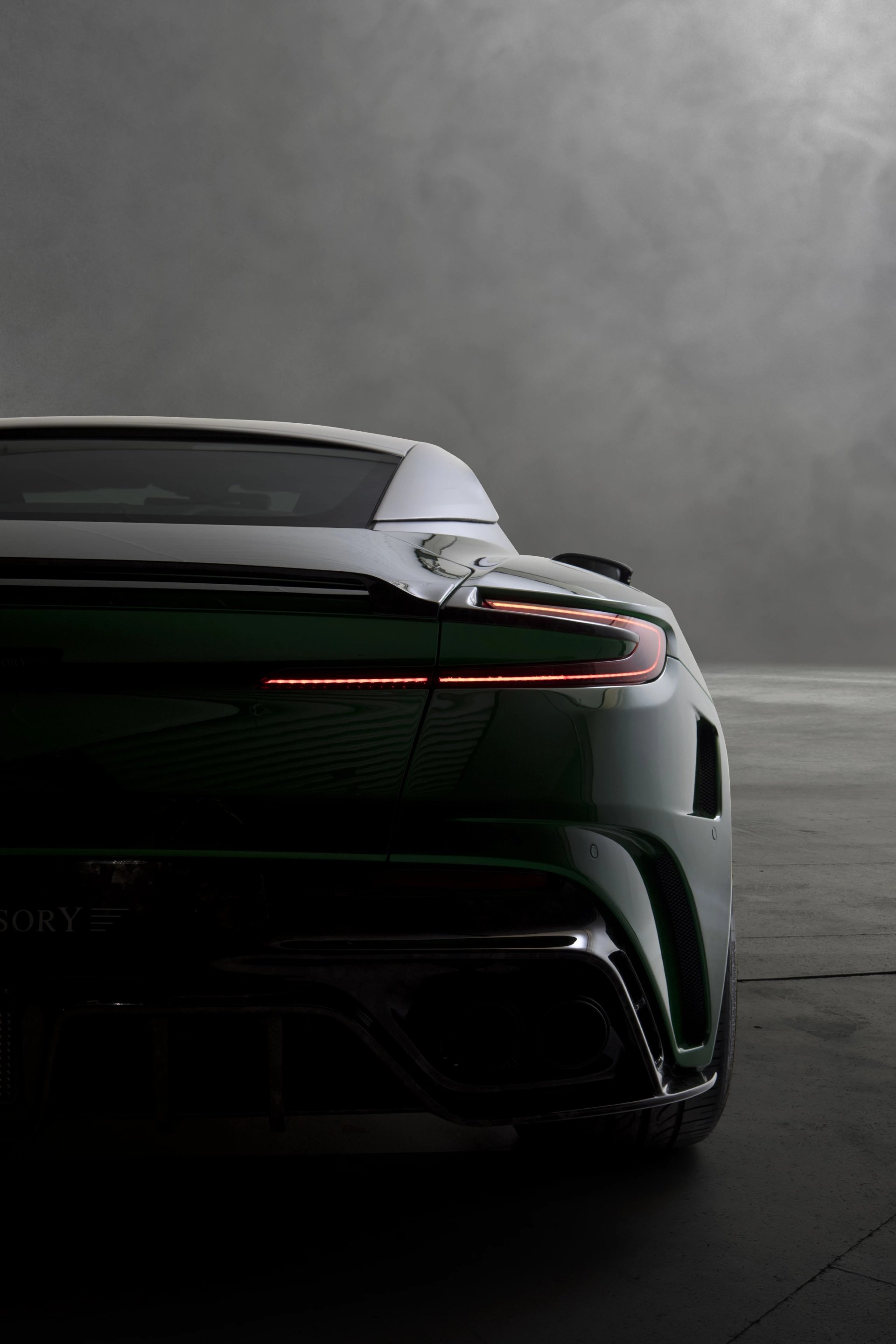 Mansory Aston Martin DB11 Cyrus - jpmautomotive