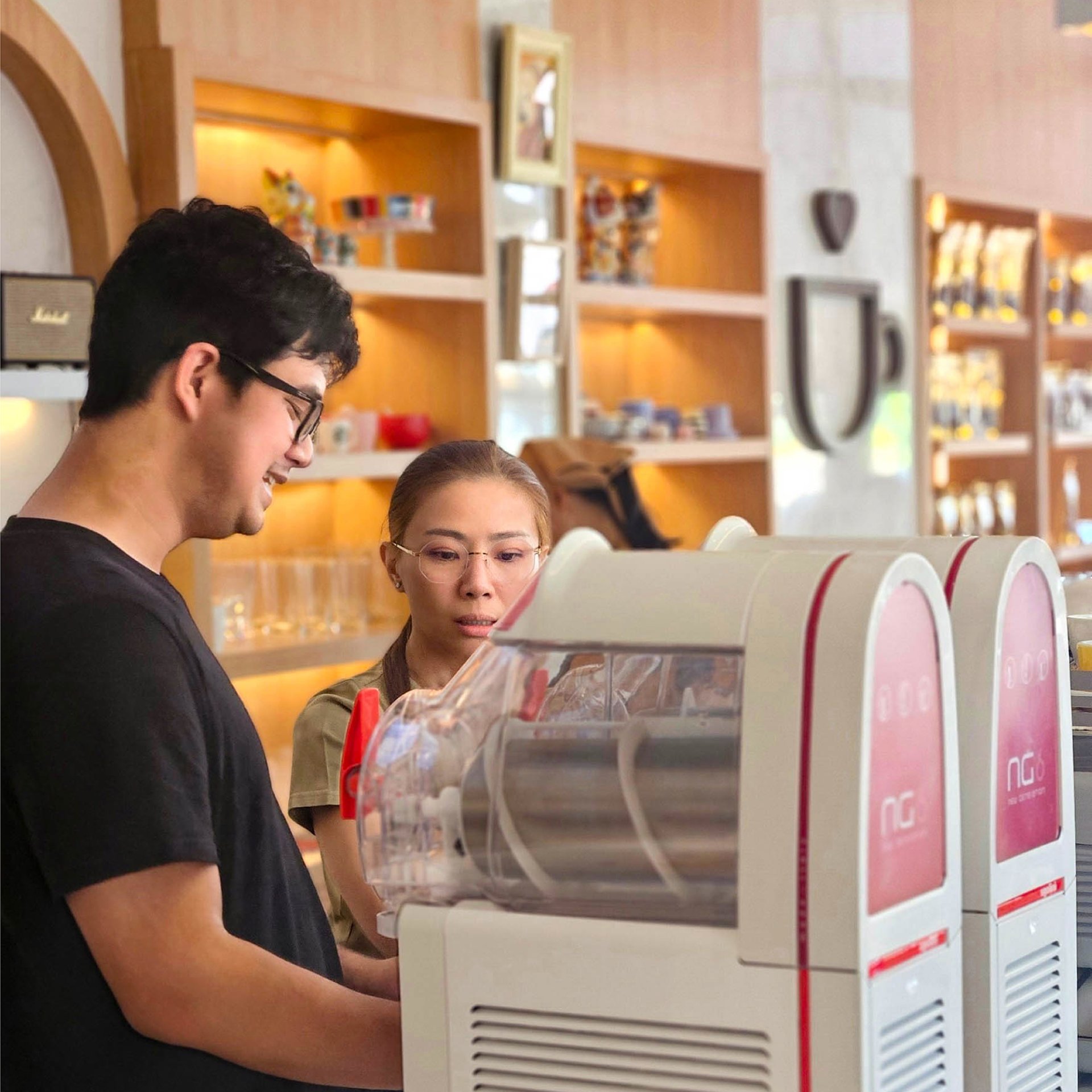 Slush World แบรนที่นำเข้าและจัดจำหน่าย Slush Machine