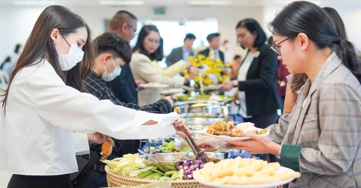 บุฟเฟ่ต์ พลัส / Buffet Plus - horapacatering