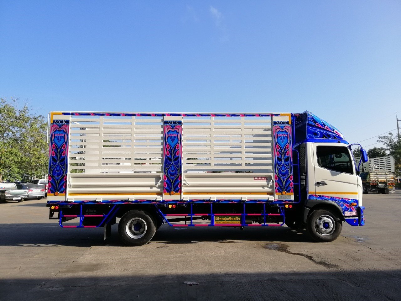 รถ 6 ล้อ รถ 10 ล้อ และ รถ 12 ล้อ