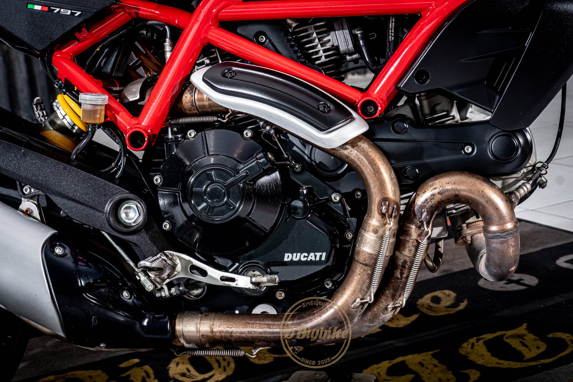 Ducati Monster M797 - dbigbike