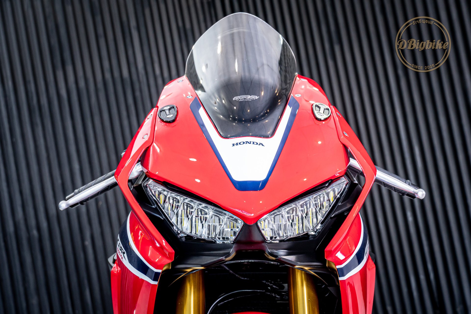 Honda CBR1000RR SP - dbigbike