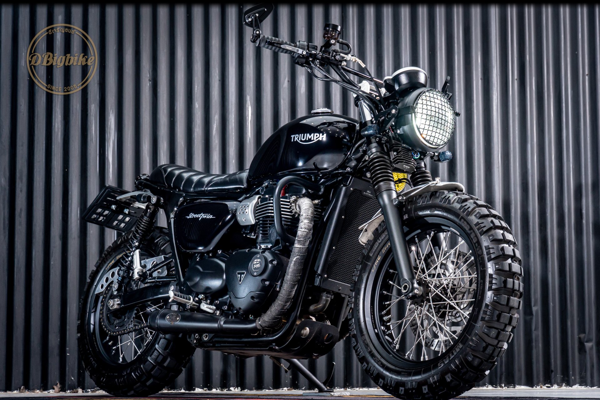Triumph Street Twin Custom - dbigbike