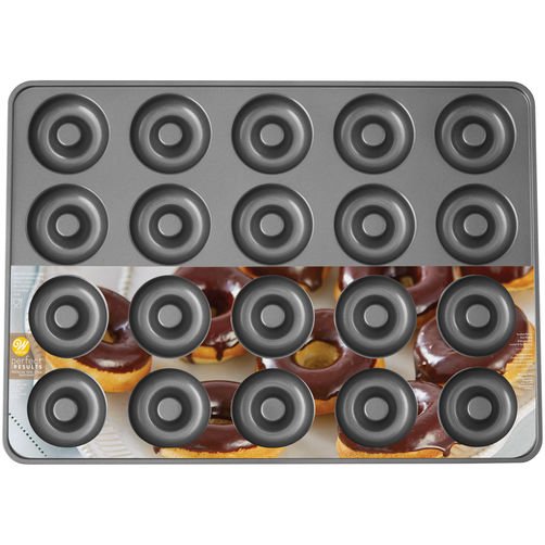 2105-1808 PR 20 CAV MEGA DONUT - bakeryland