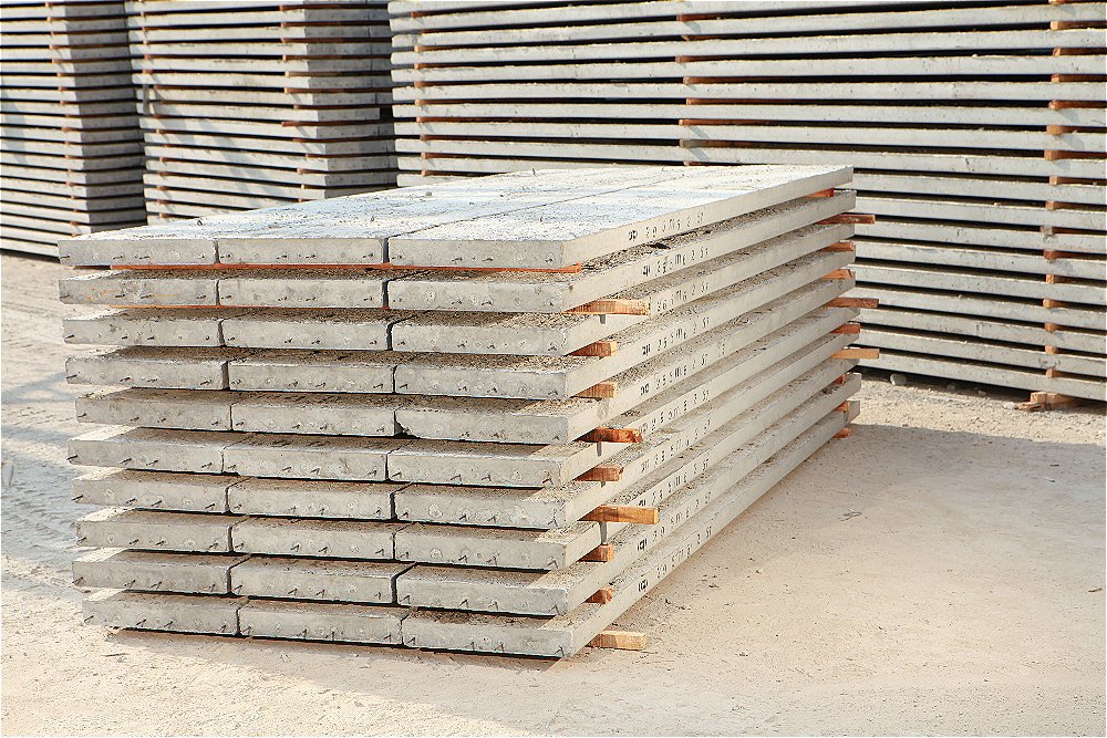 แผ่นพื้นคอนกรีตอัดแรงชนิดท้องเรียบ (SOLID SLAB) - ccp