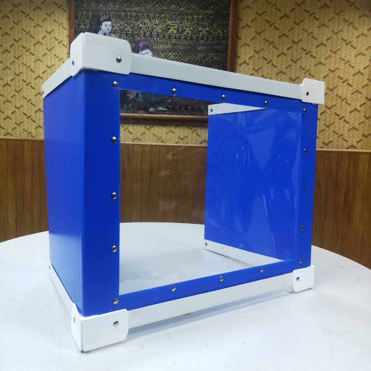 Transparent Partition Shield for COVID-19 - interprofile