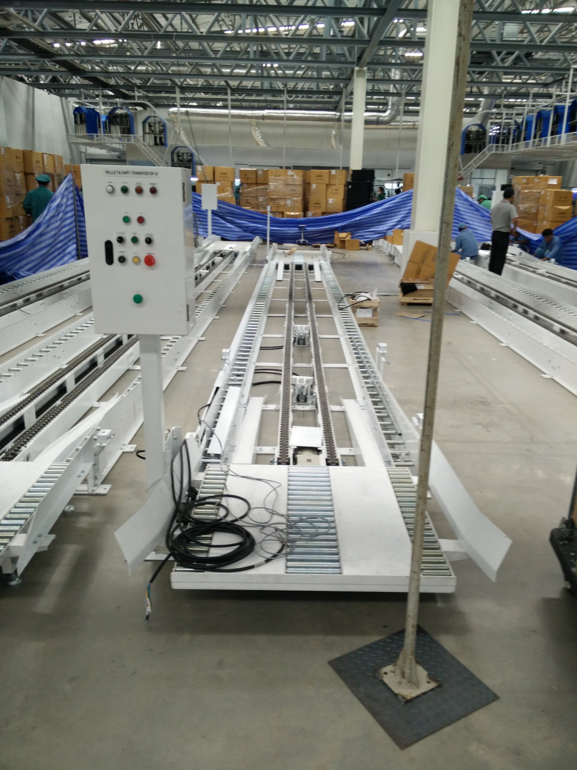 Chain transfer - interlineconveyor