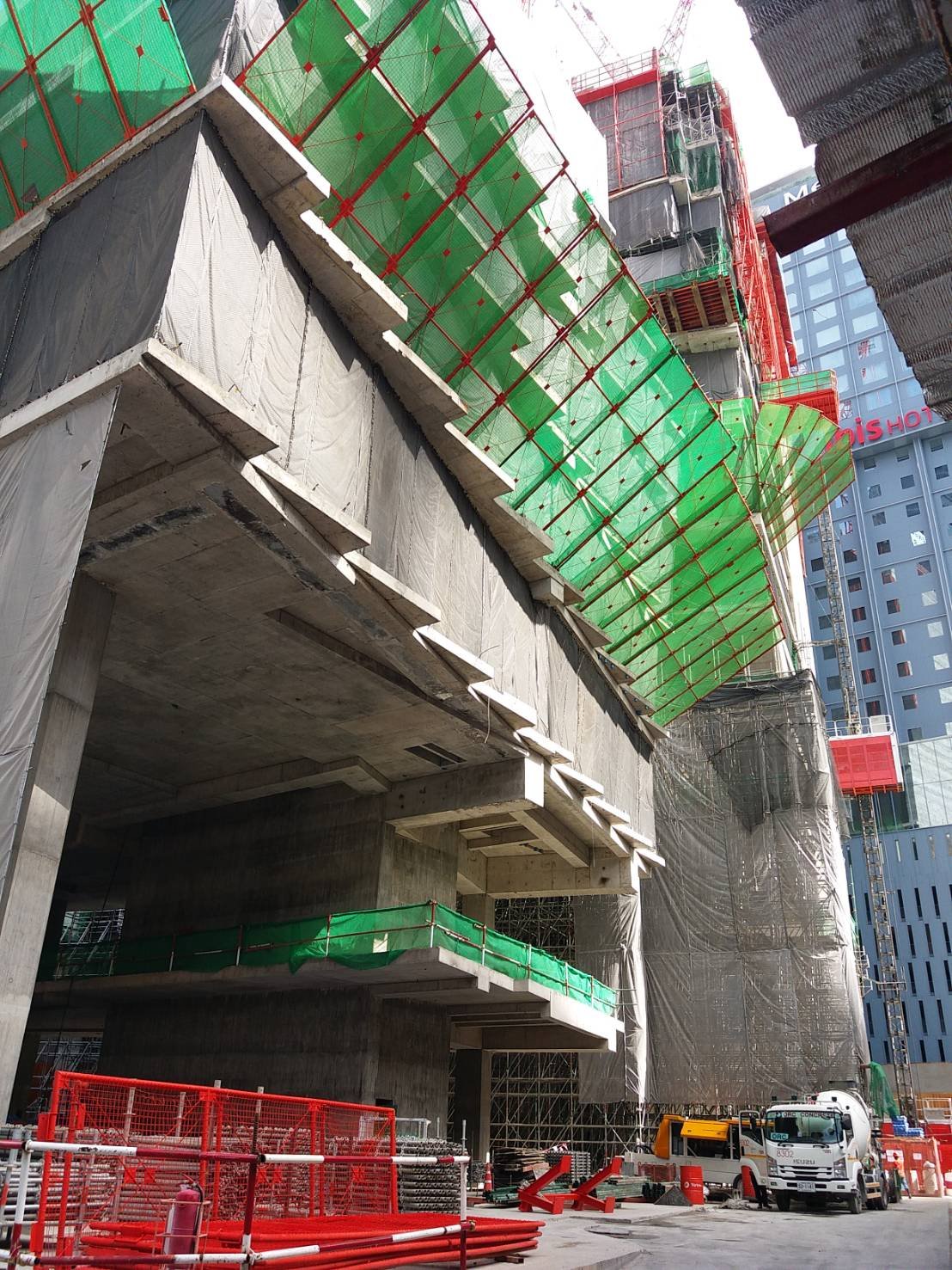 UOB Plaza Bangkok (Head Office) - smartblock