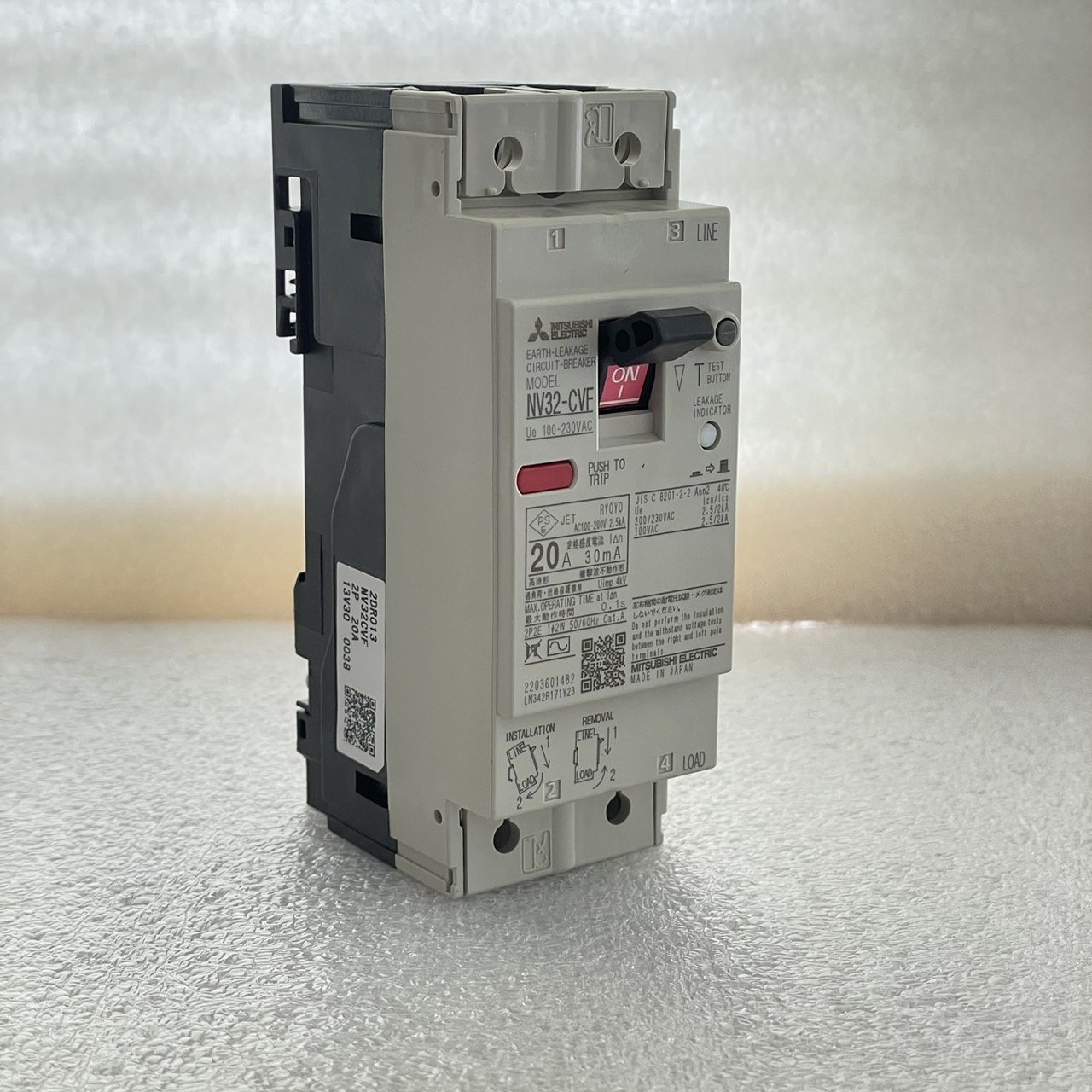 NV32-CVF 2P 20A 30MA