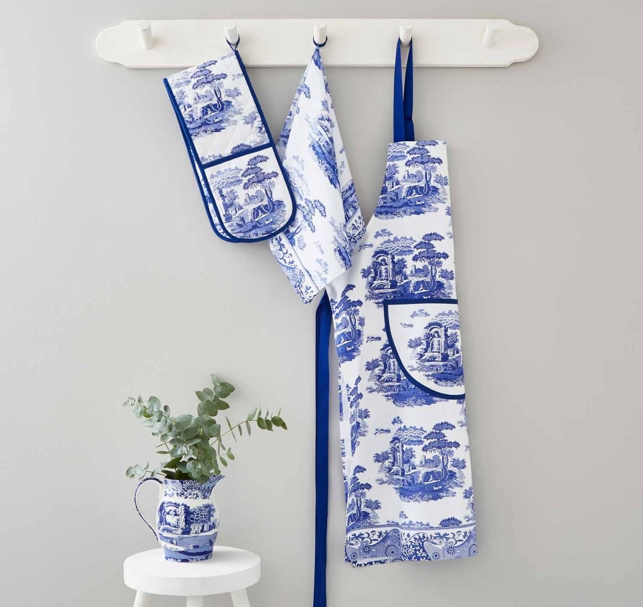 Pimpernel Blue Italian Apron Cotton - blueandwhitethailand