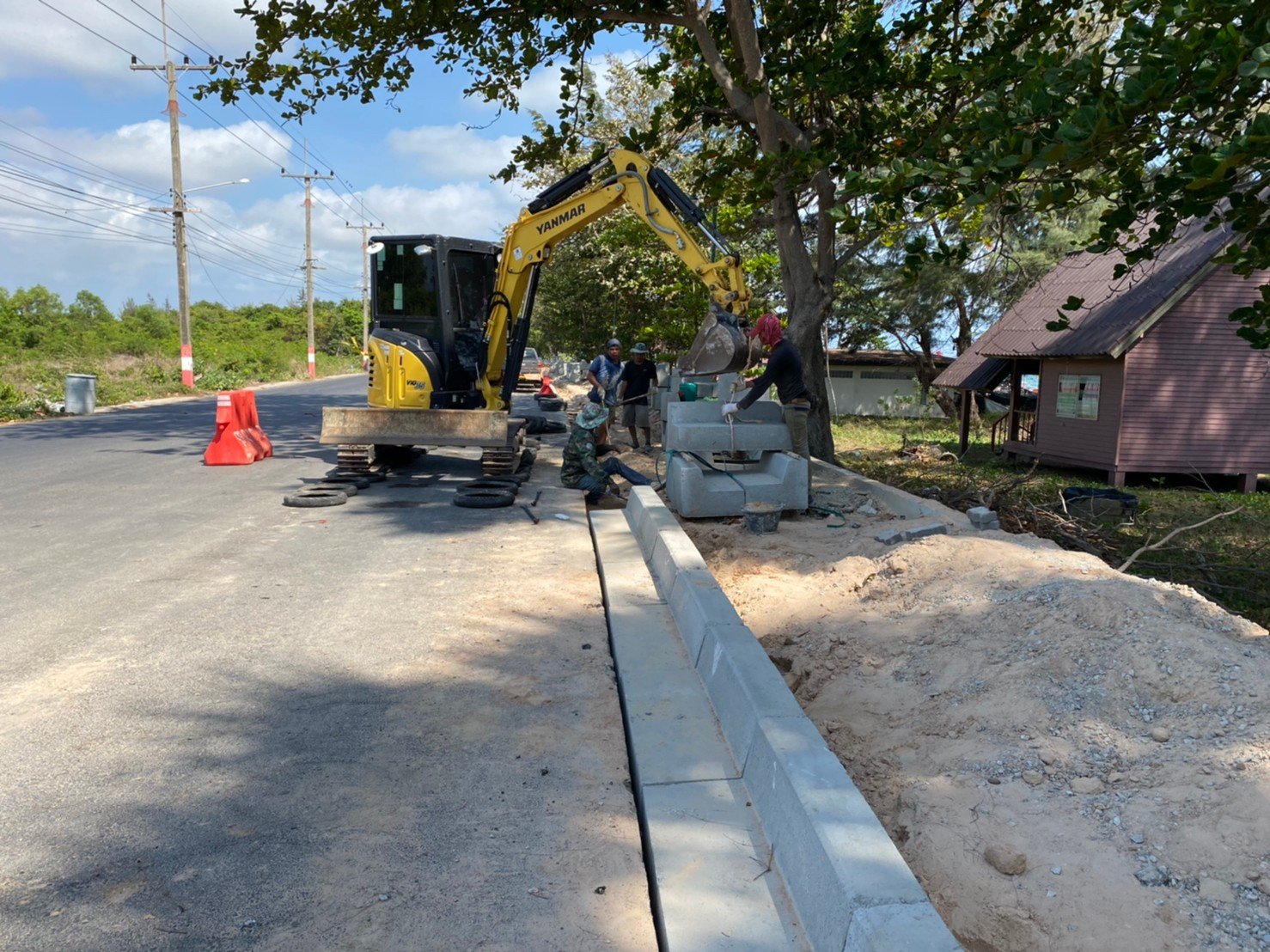 Concrete Curb and Gutter , Mountable Curb and Gutter (คันหินรางน้ำ,คัน ...