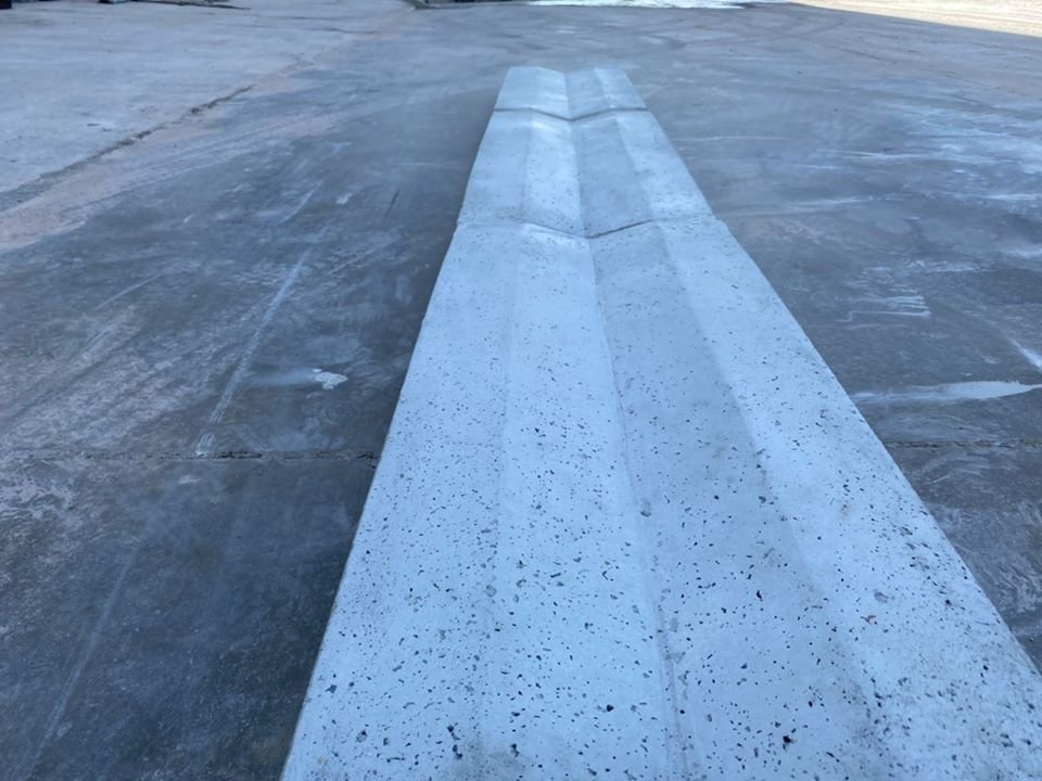 รางวี ร่องระบายน้ำแบบตื้น วี (Spoon Drain V) - ccp-pavingstone