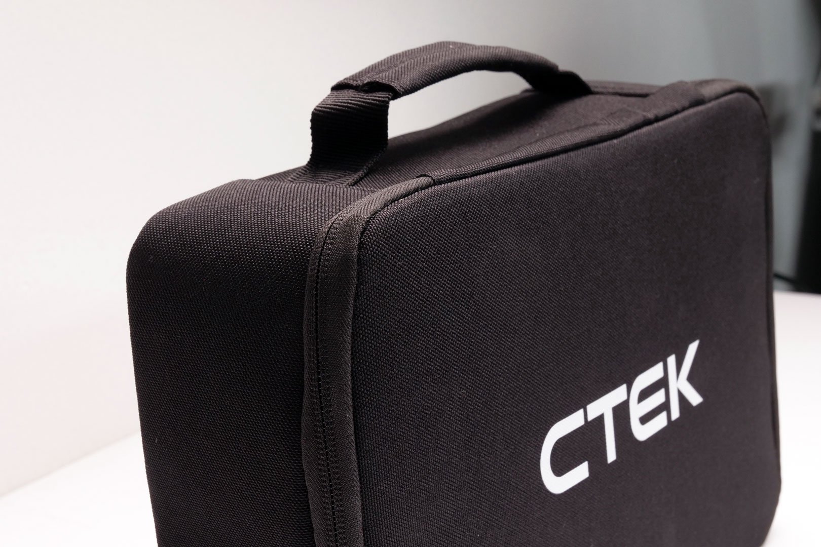 SET CTEK MXS 5.0 Mercedes-Benz VIP CARRY CASE - aprtech