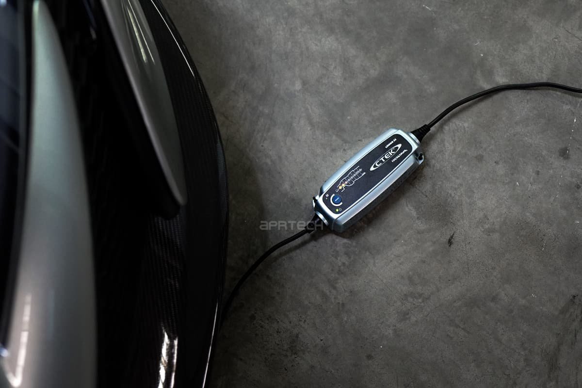 SET CTEK Lithium Porsche A (Lithium XS + Cig Plug + Bumper) - aprtech