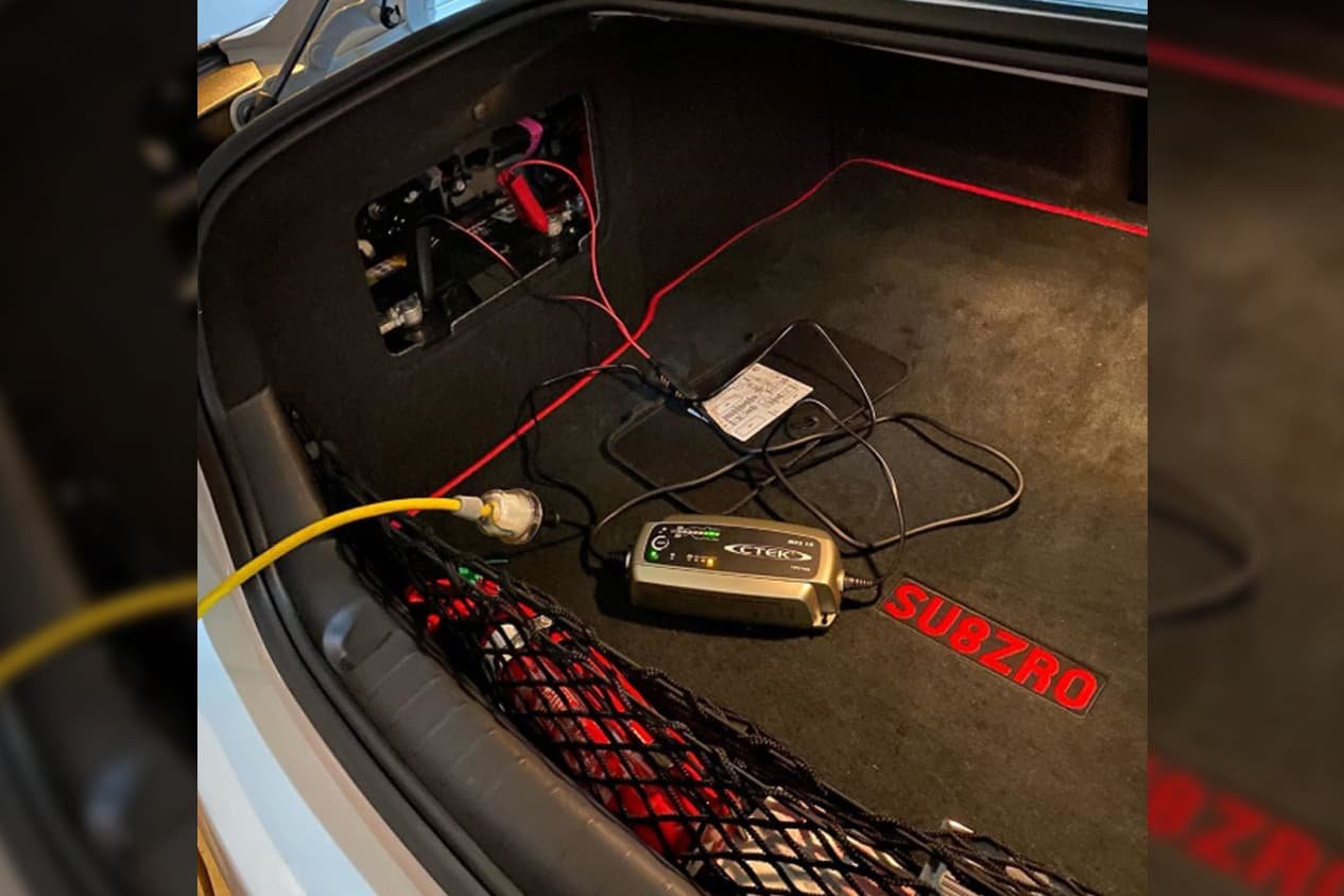 SET CTEK MXS 10 A (CTEK MXS 10 + Indicator Eyelet + Bumper) - aprtech