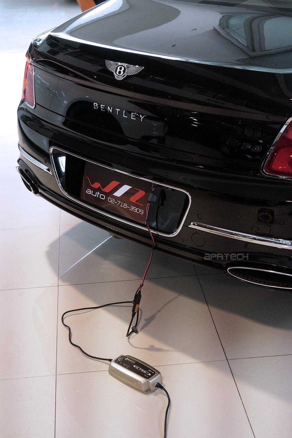 SET MXS 10 Bentley A (CTEK MXS 10 + MagCode Indicator + Bumper) - aprtech