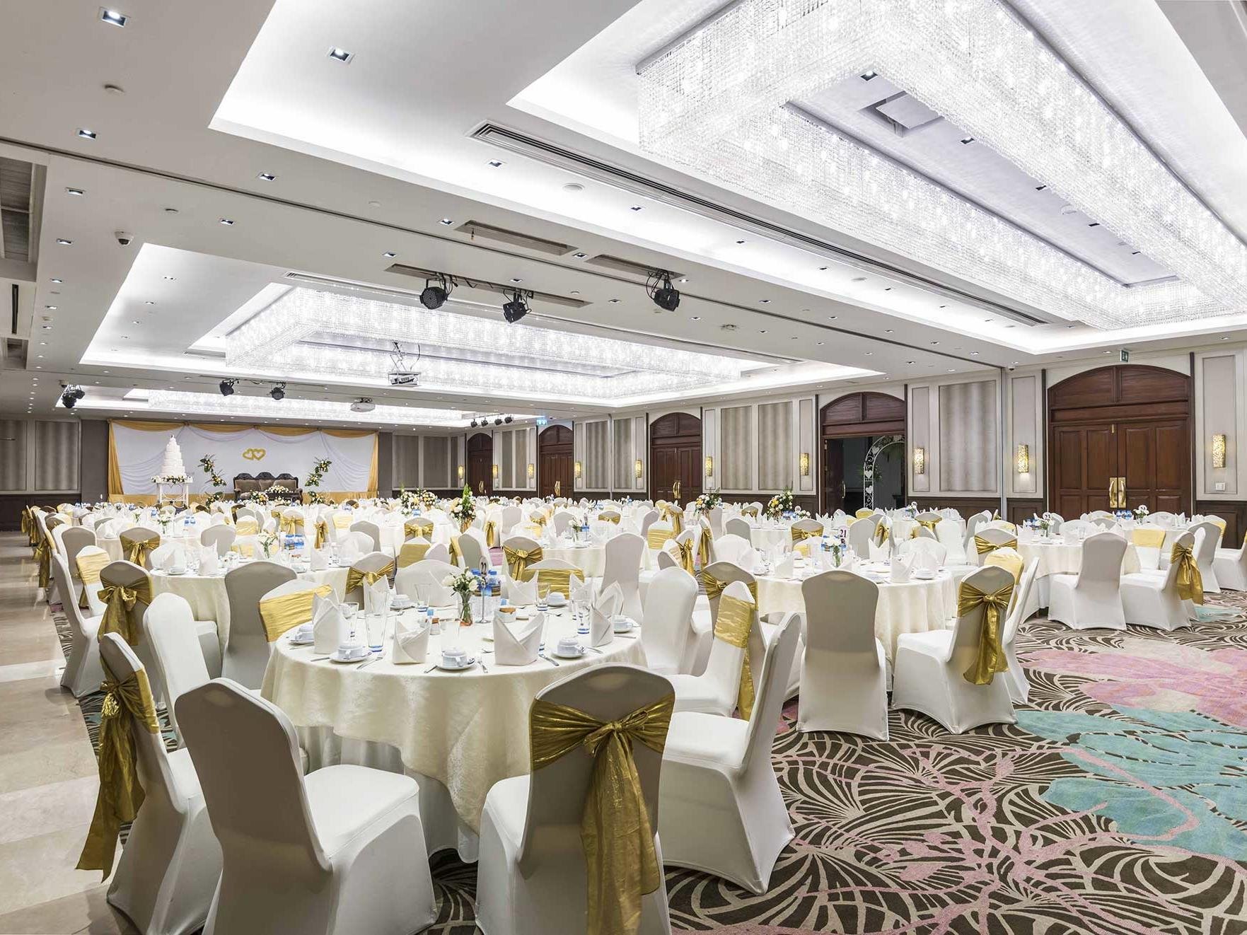 Chartrium Yangon - lightinghouse