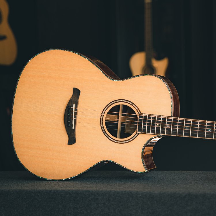 กีตาร์โปร่ง อุปกรณ์กีตาร์ Acoustic Guitar Herman Guitar