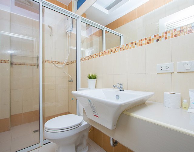 Nana Chat Bangsaen Hotel - tokai-nt.com