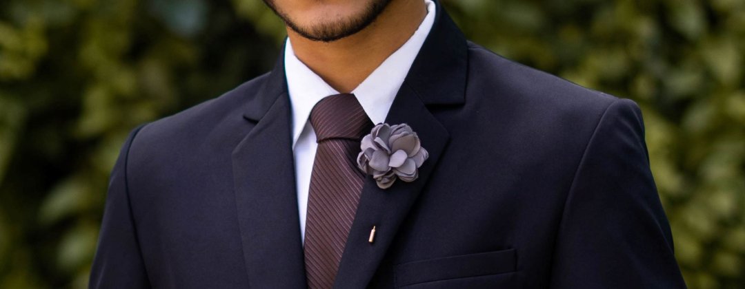 Cara Memilih Lapel Pin yang Tepat untuk Setelan Formal | houseofcuff ...