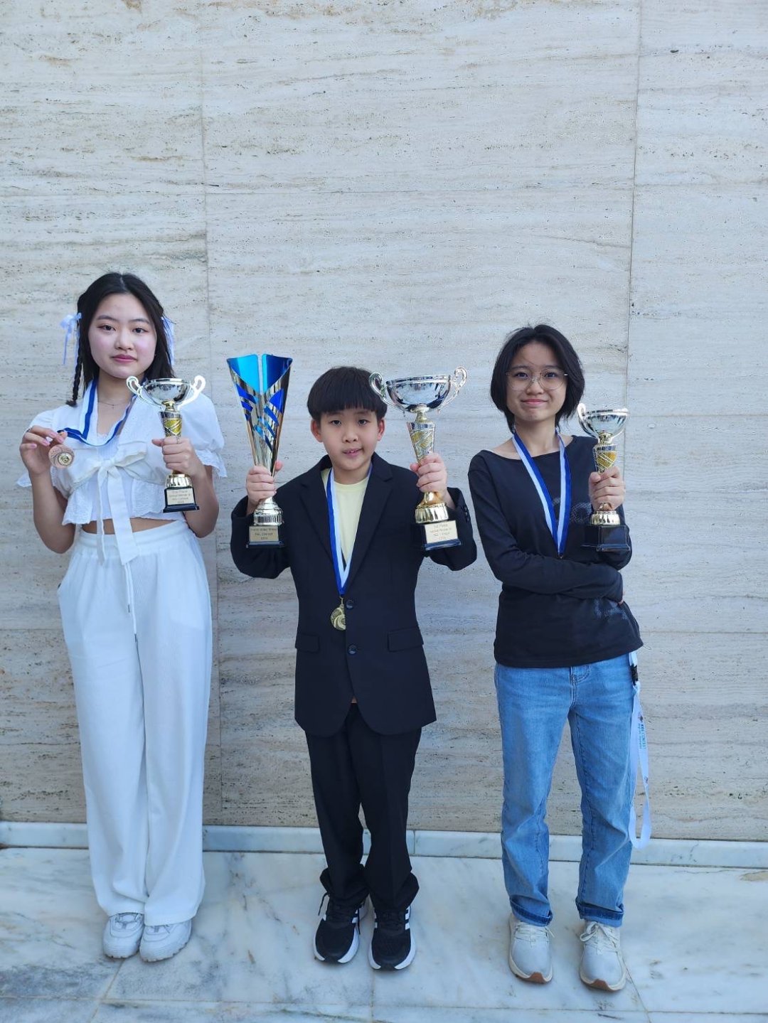 About Kgl - TBIZ สอนภาษาอังกฤษตามกรอบ CEFR ครู Native 100%