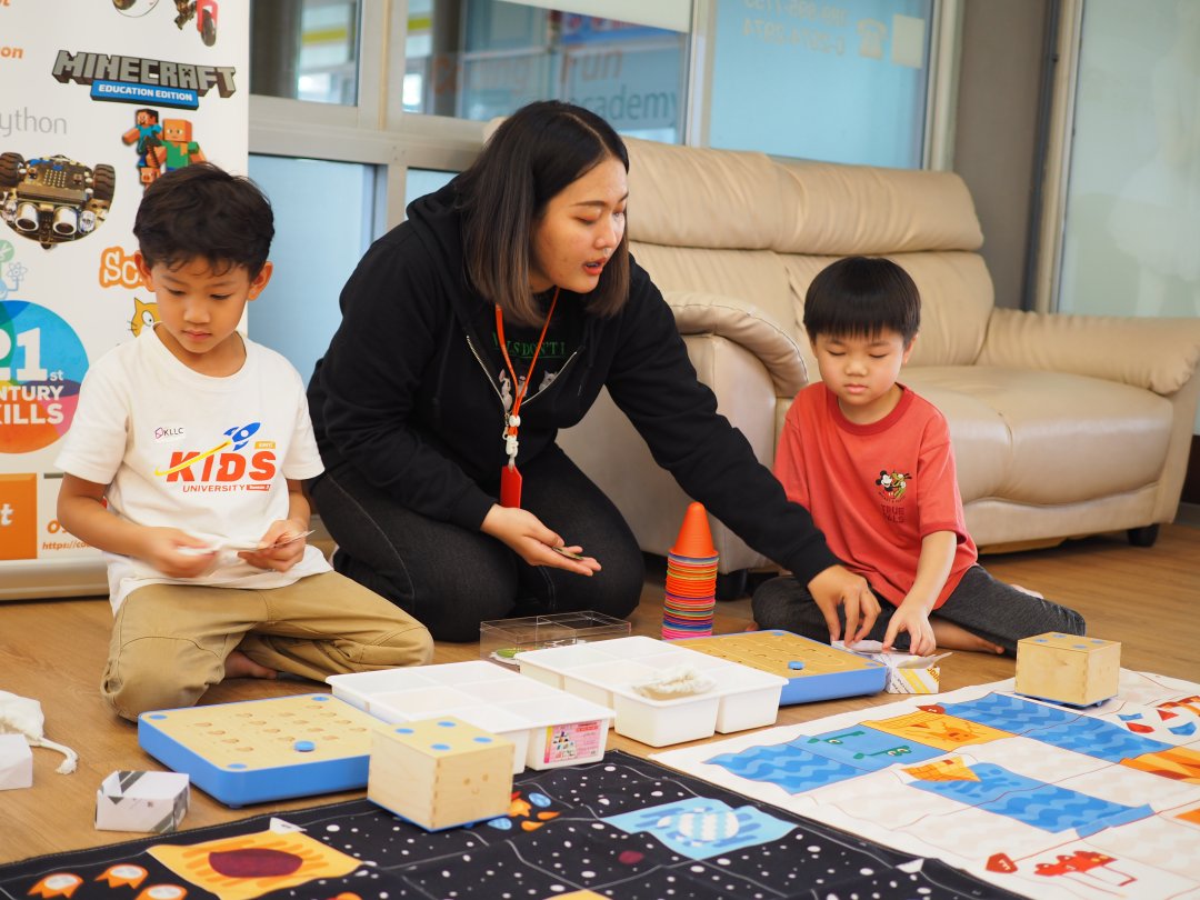 codingfunacademy.com