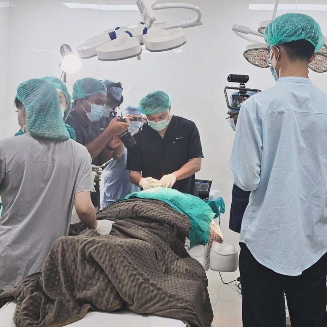 Surgeons Doctors - MedHarbour Thailand's #1 Plastic Surgery & Wellness Center