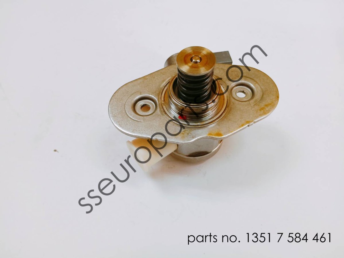 High-pressure pump 13517584461 7584461 - sseuroparts