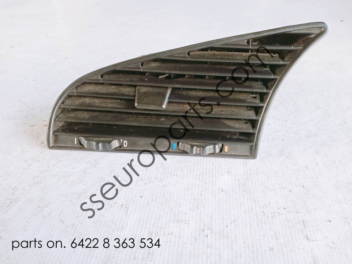 ตะแกรงช่องอากาศบริสุทธ์ ตรงกลาง 64228363534 8363534 - sseuroparts