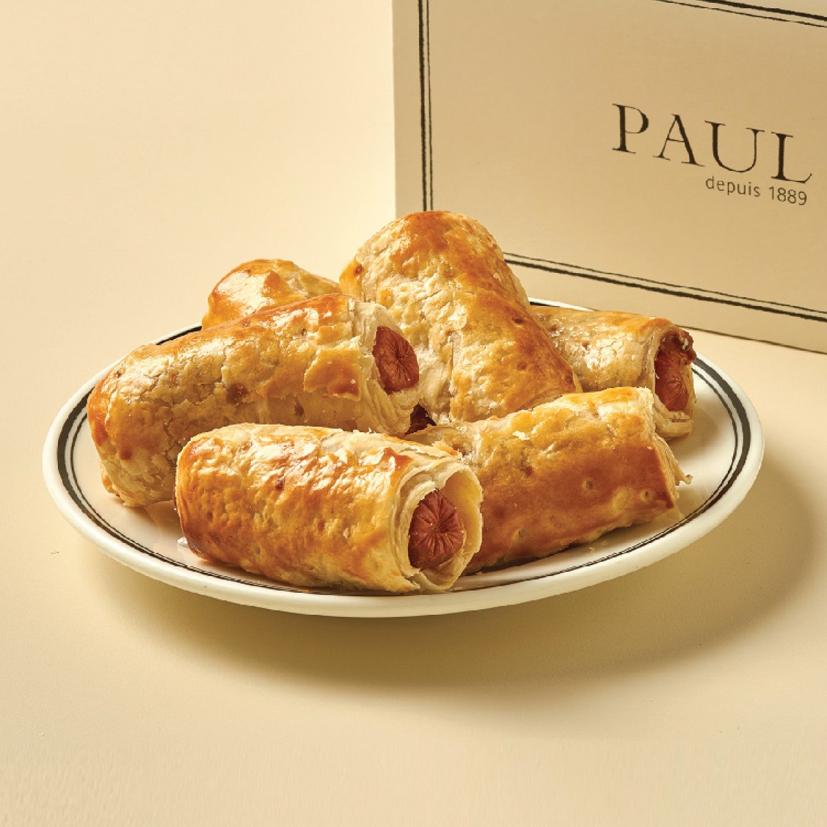 Sausage puff (piece) - paulthailand