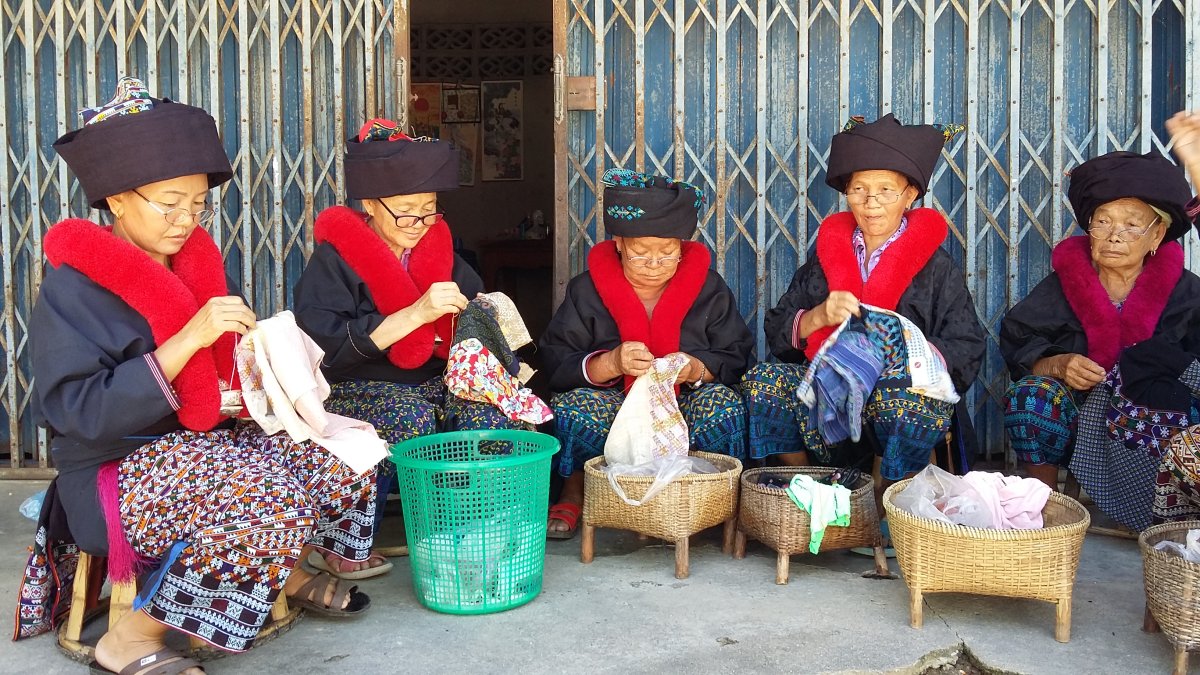 Mien embroidered fabric in Nan, Thailand. - nancreativecity