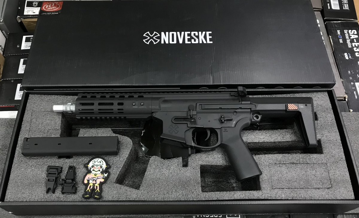 NOVESKE Space Invender PCC AEG 6" - farbbgun