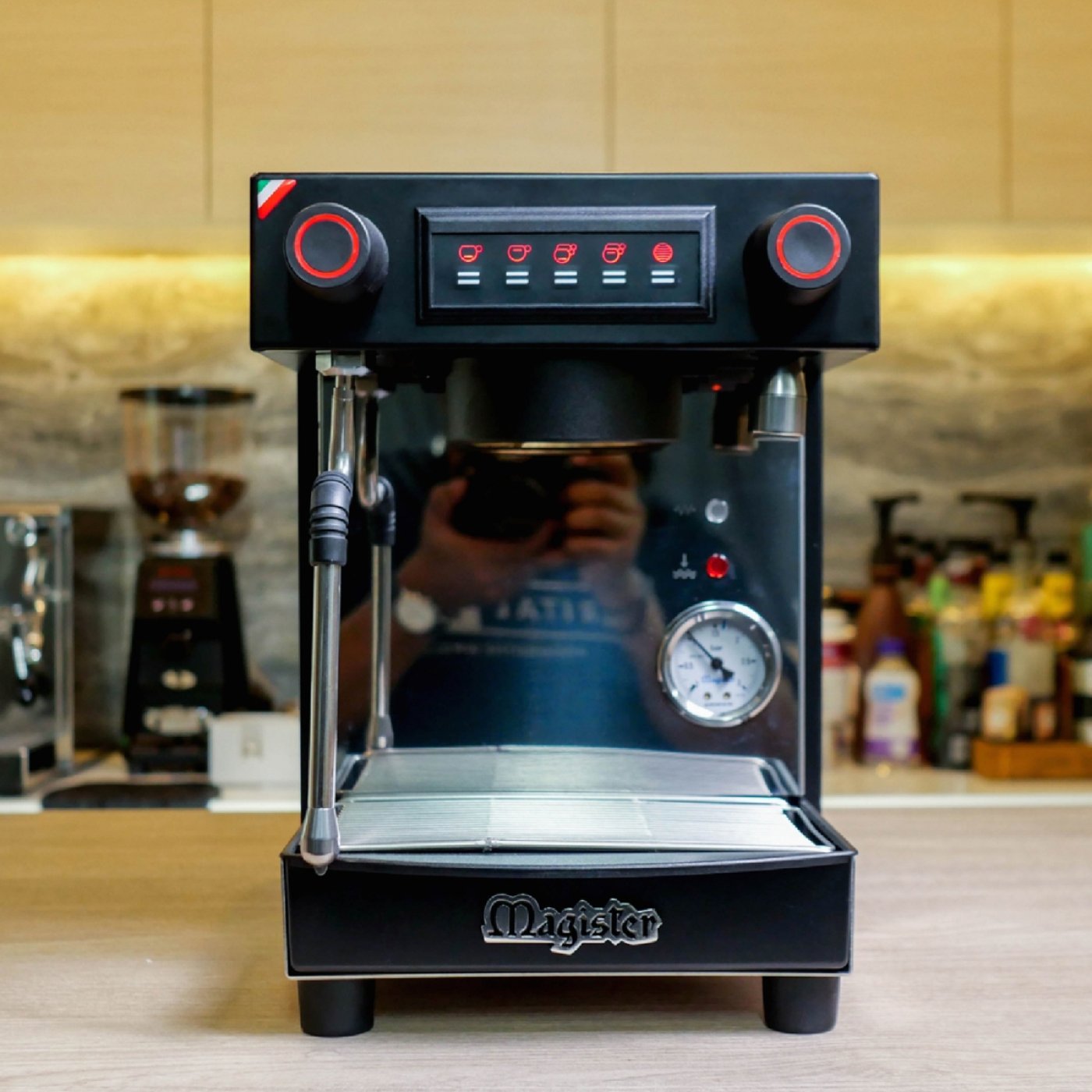 magister - WorldWide Coffee ศูนย์รวมอุปกรณ์ชงกาแฟ เปิดร้านกาแฟ ครบวงจร