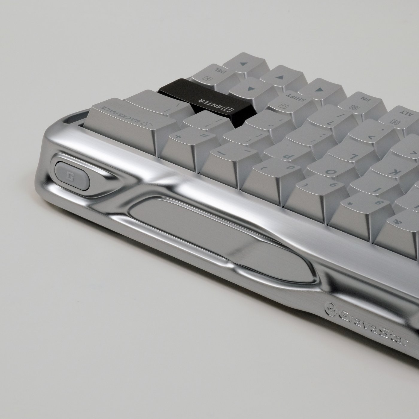 review | GravaStar Mercury V60 PRO - Chrome Silver