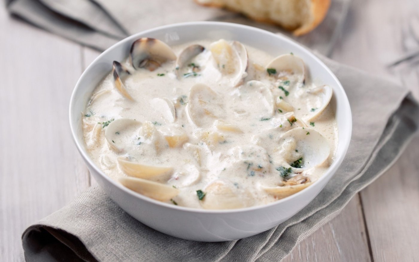 Clam Chowder: New England Creamy Clam Soup & History