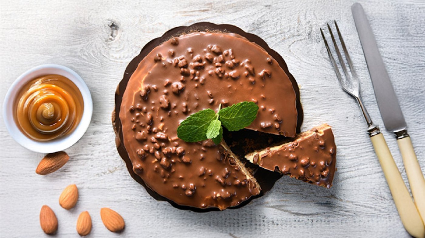 Daim Cake – Swedish Crunch Cake Everyone Loves